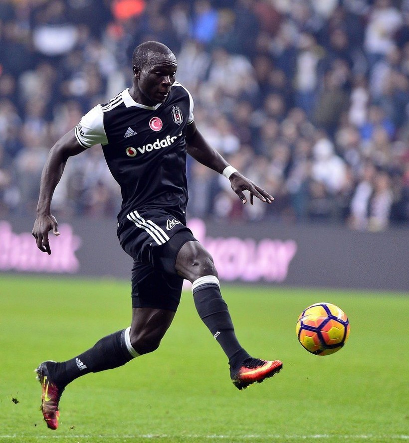 Wout Weghorst Manchester United'a gidecek mi? Beşiktaş Aboubakar ile ... Wout Weghorst Manchester United'a gidecek mi? Beşiktaş Aboubakar ile ...